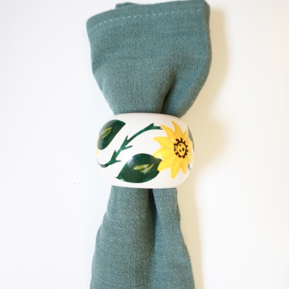 Dining | Vintage Sunflower Napkin Ring Set | Poshmark